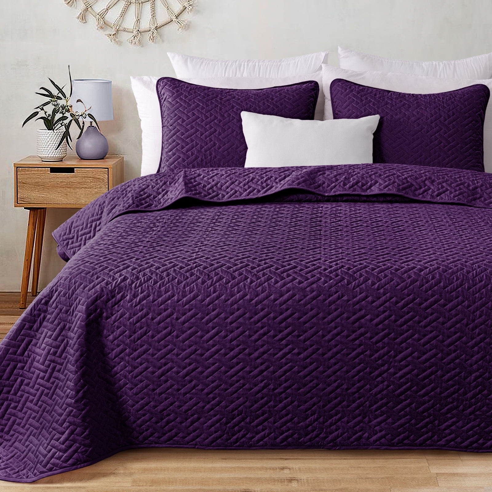 Exclusivo Mezcla Twin Quilt Set - Soft, Lightweight, Reversible Purple ...