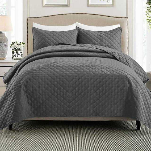 Exclusivo Mezcla 3-Piece Grey Quilt Set, Queen Size, Lightweight & Soft ...
