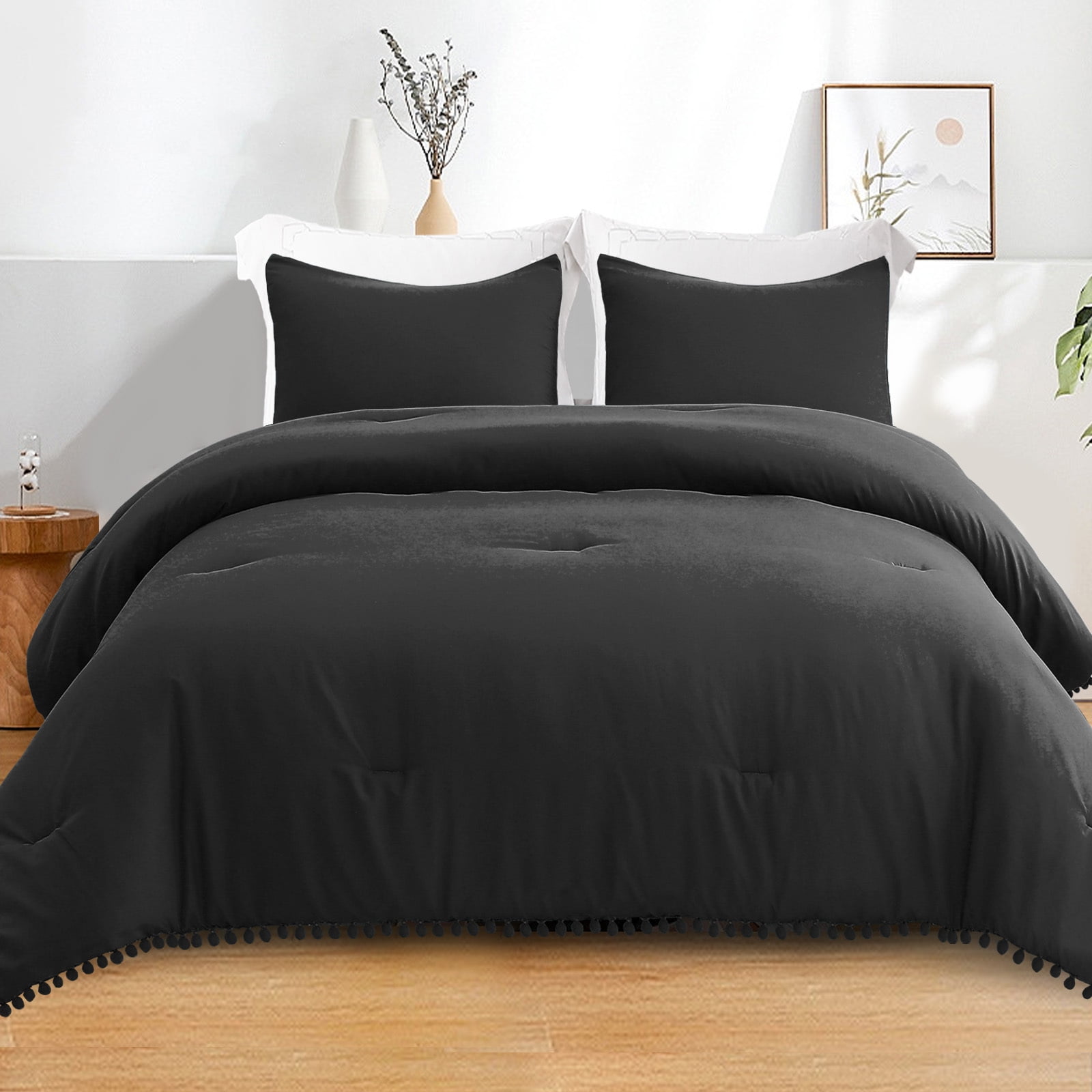 Exclusivo Mezcla King Size Boho Comforter Set with Pom Pom Fringe ...