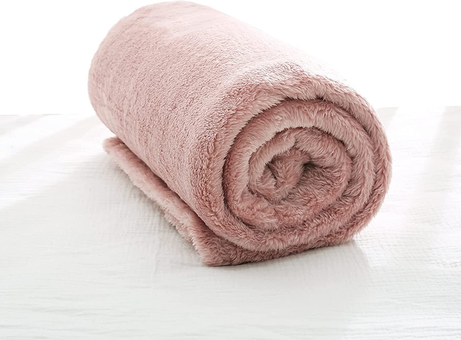 Exclusivo Mezcla Plush Fuzzy Fleece Throw Blanket (40" x 50", Dusty ...