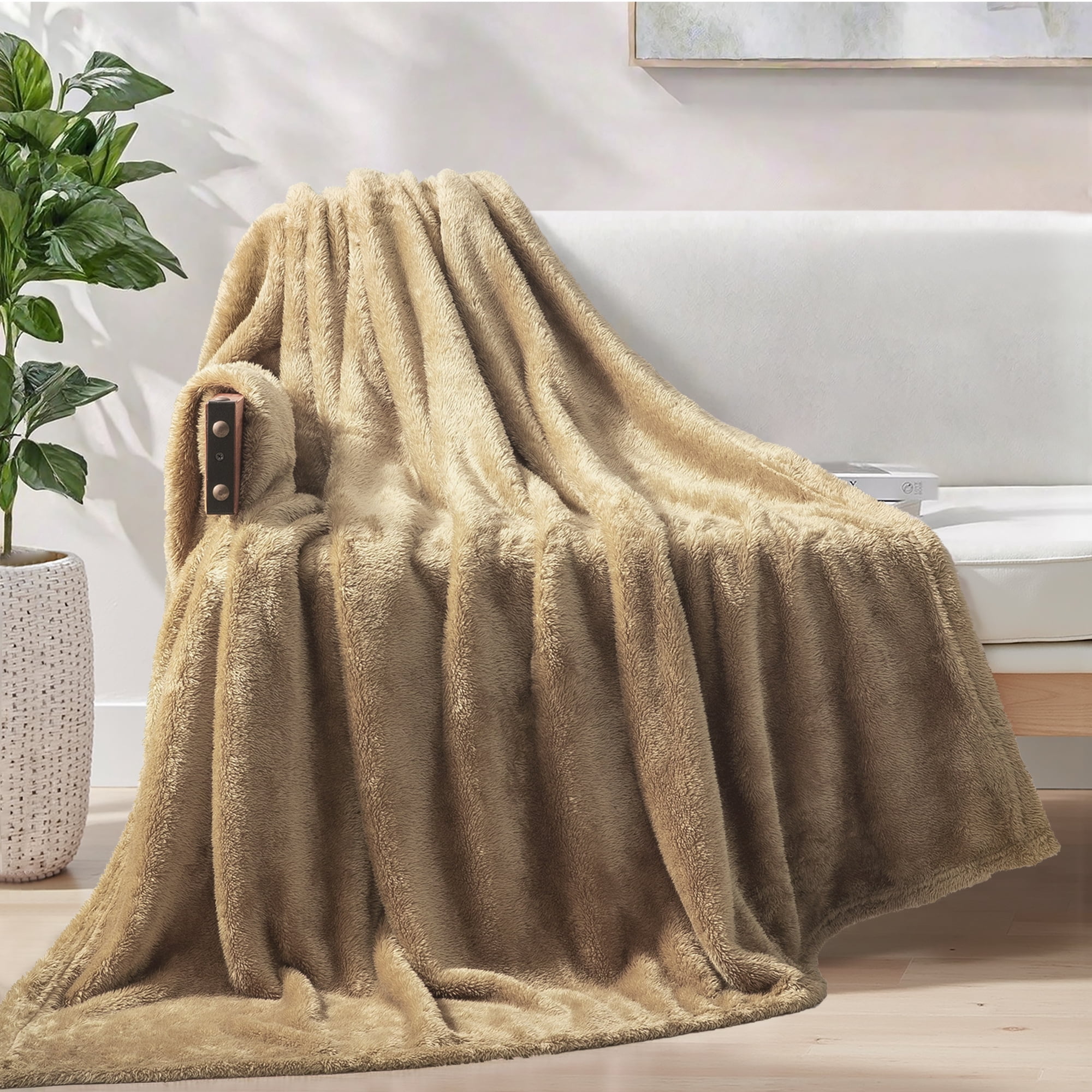 Exclusivo Mezcla Plush Fuzzy Large Fleece Throw Blanket (50" x 70 ...