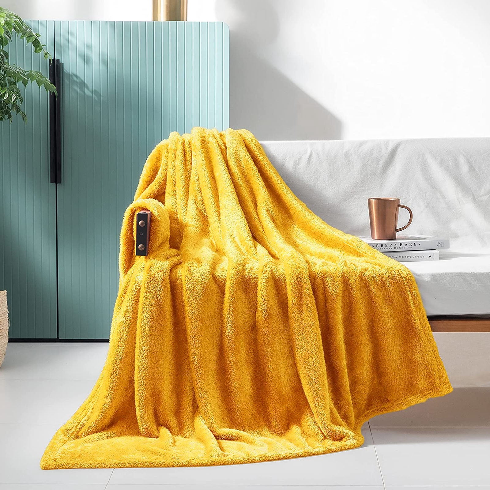 Exclusivo Mezcla Plush Fuzzy Large Fleece Throw Blanket (50" x 70 ...
