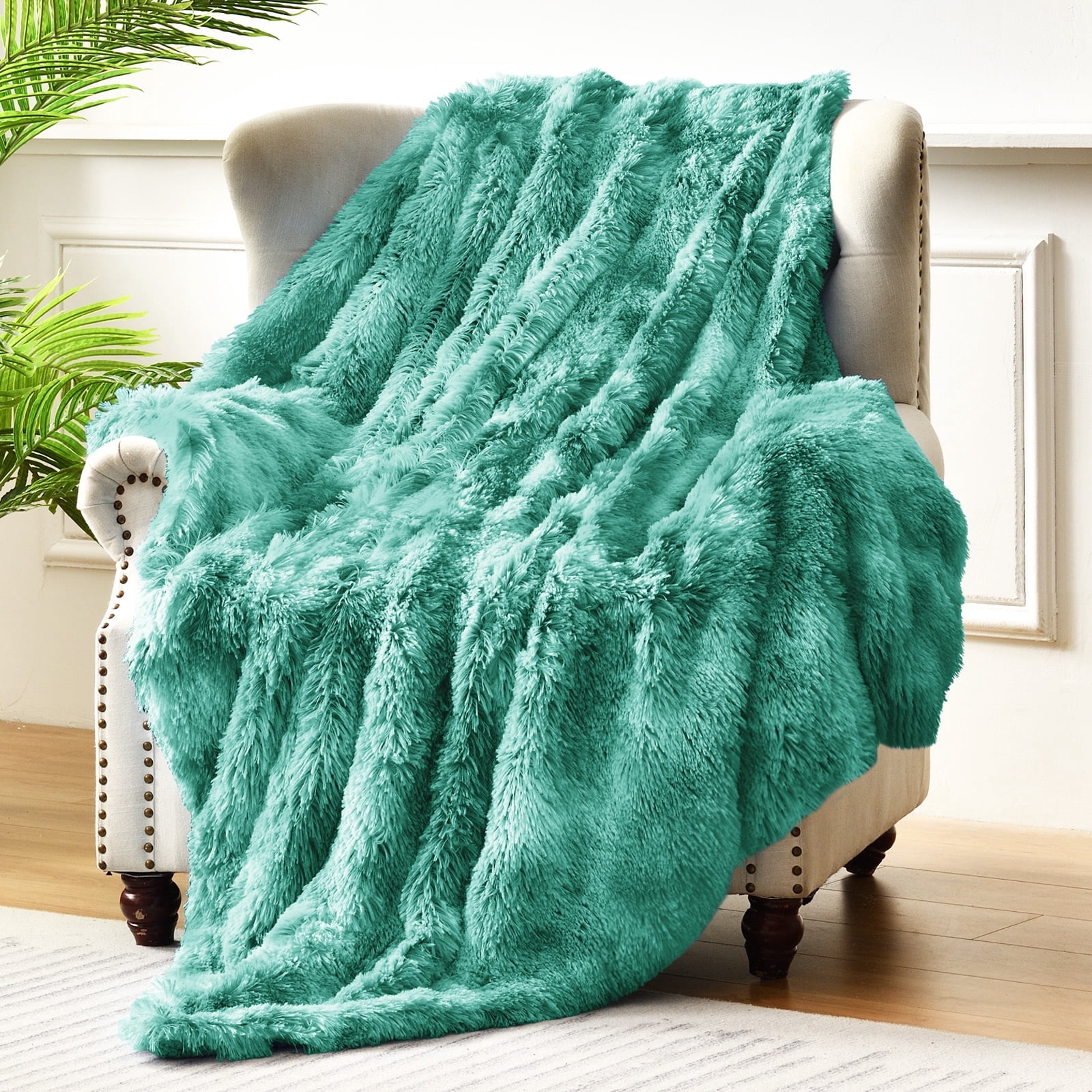 Exclusivo Mezcla Fuzzy Faux Fur Throw Blanket, Reversible Shaggy Sherpa ...