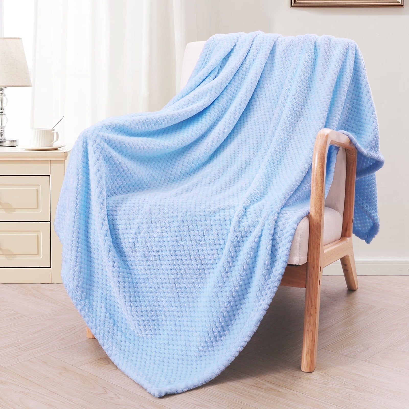 Exclusivo Mezcla Waffle Textured Extra Large Fleece Blanket, Super Soft ...