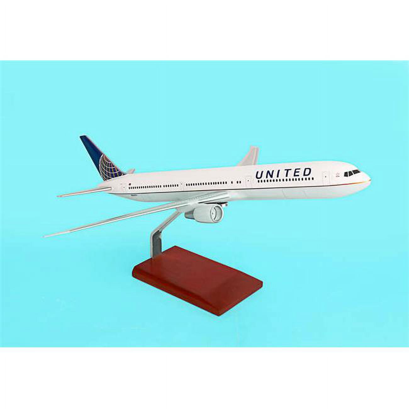 Executive Series Display Models G36010 United 767-400 1-100 Post ...