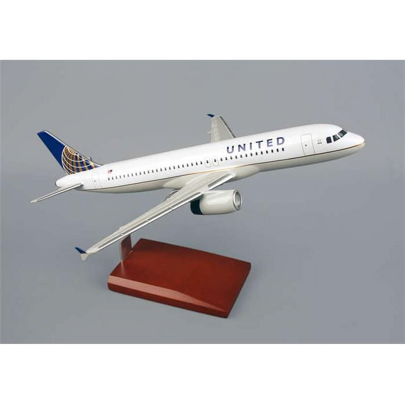 Executive Series Display Models G37010 United A320 1-100 Post ...