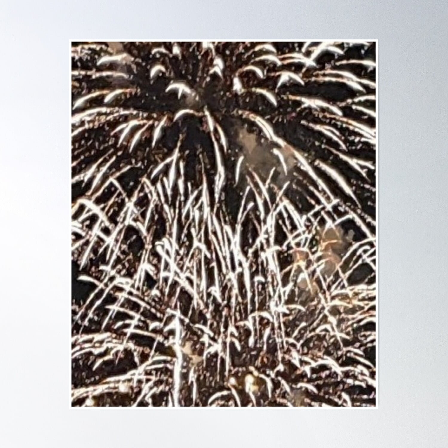Exploding, Chrysanthenum Fireworks. Close Up. Gold, Sparkles, White ...