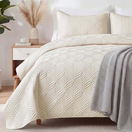 Extra Soft King Quilt Bedding Set, Lightweight Brich Beige Bedspreads ...