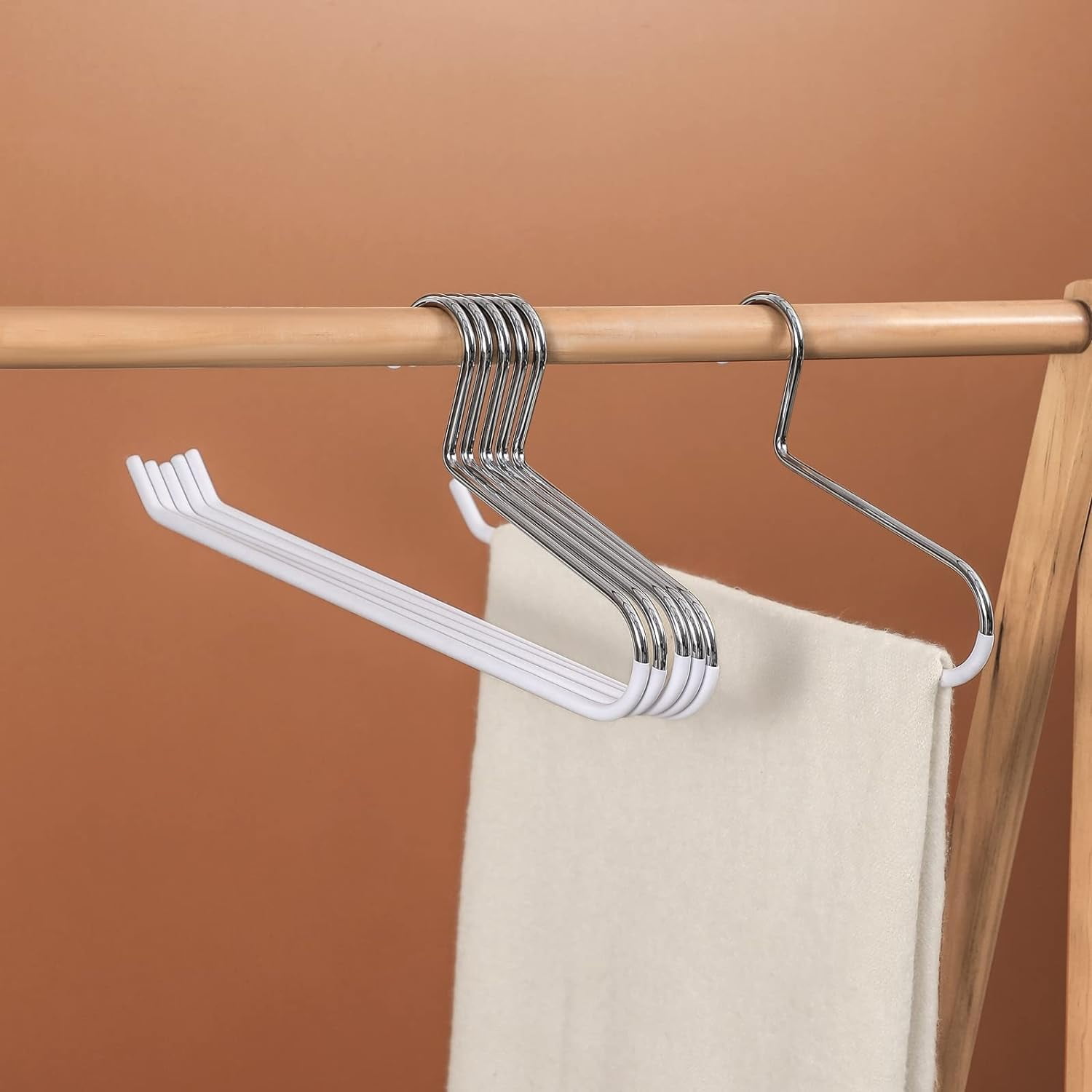 Extra-Wide Drapery Hangers Blanket Hangers Heavy Duty Black Vinyl ...