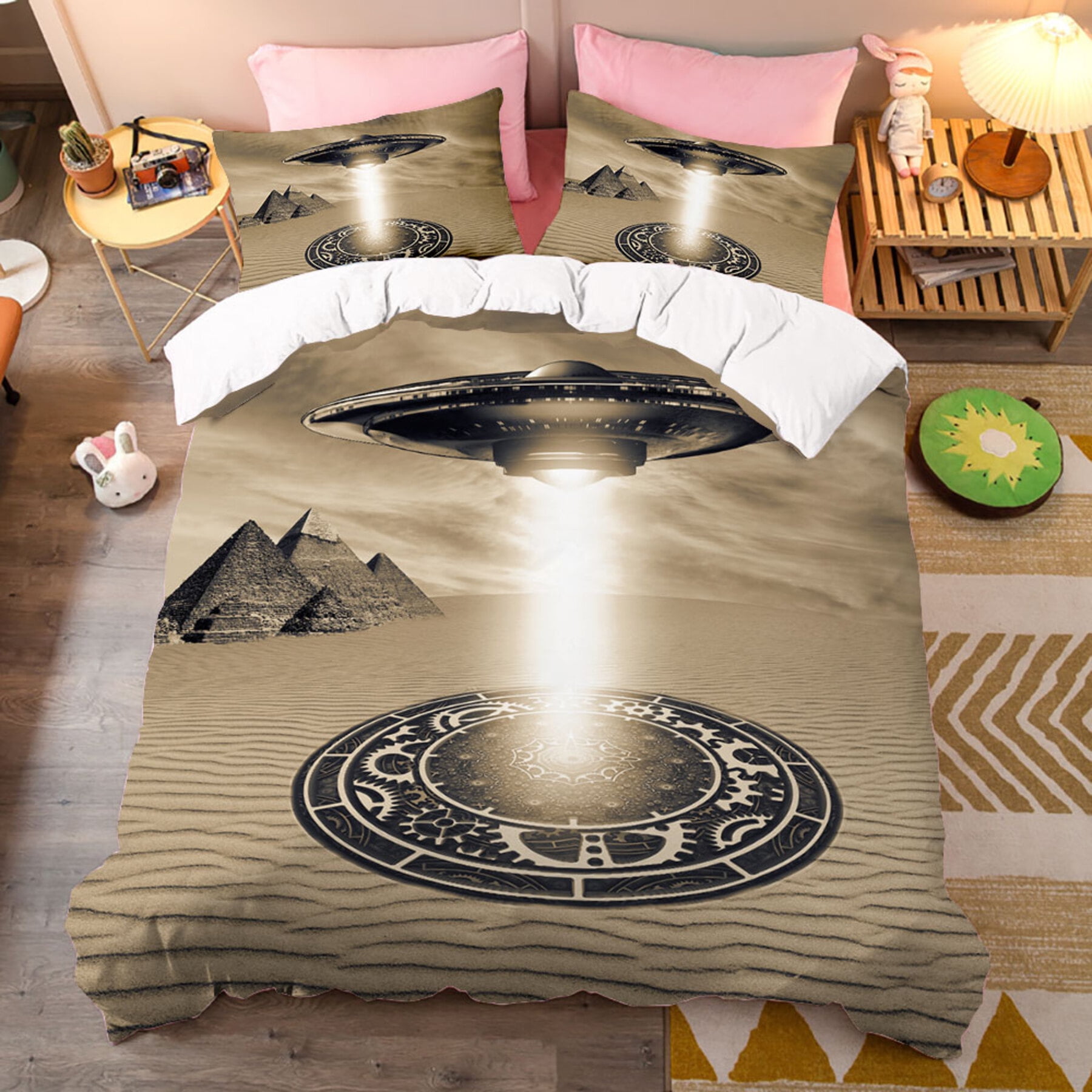 Extraterrestrial Desert Adventure Bedding Set UFOs Pyramids & Gear ...