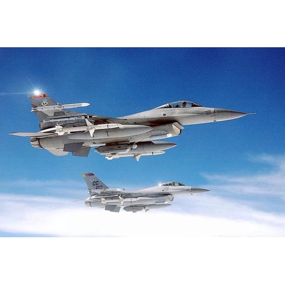 F-16 / F-16C Fighting Falcons in Flight Style - A - 20x30 Inch Glossy ...