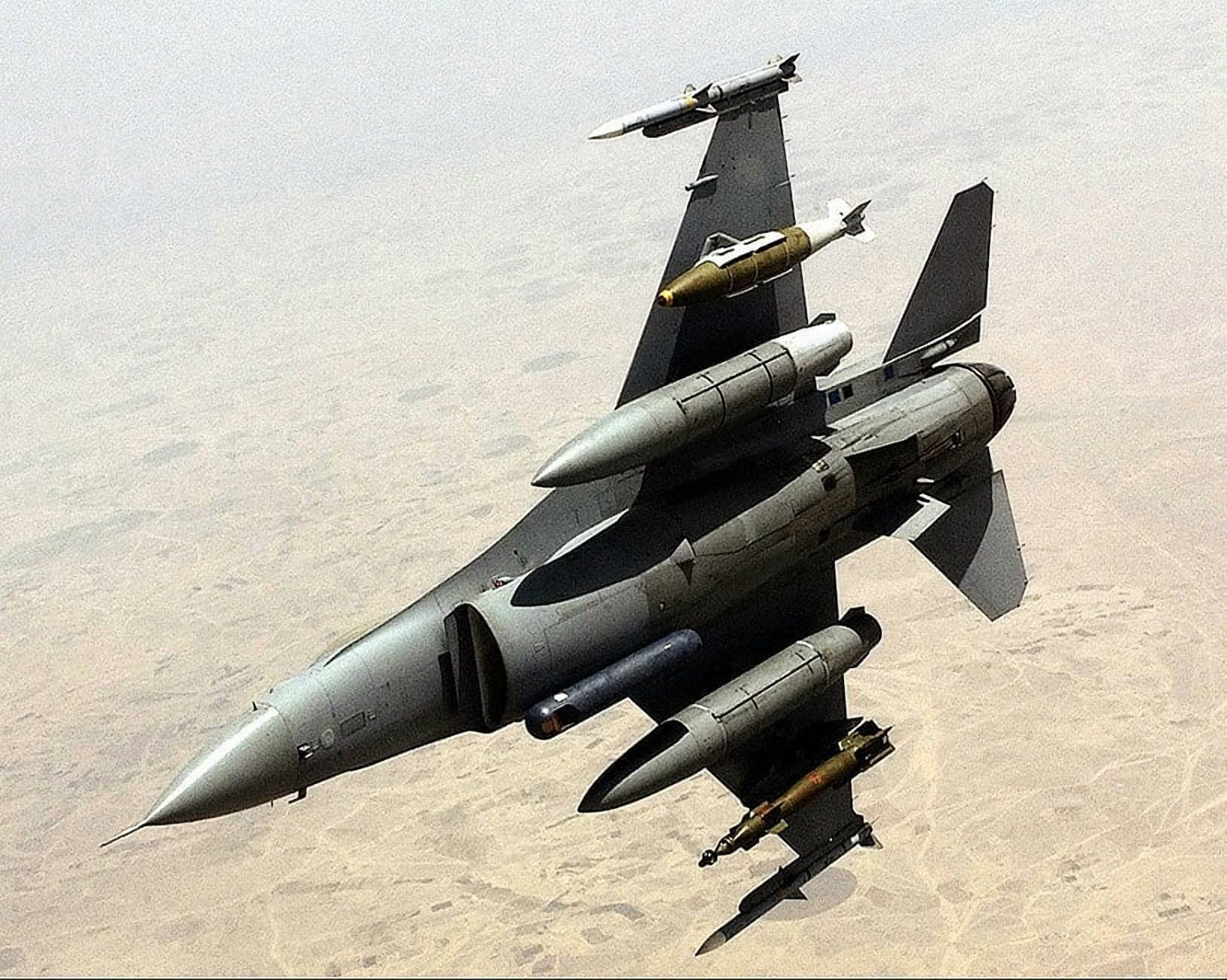 F-16 Fighting Falcon Underside w/ Armament - 24x36 Inch Glossy ...