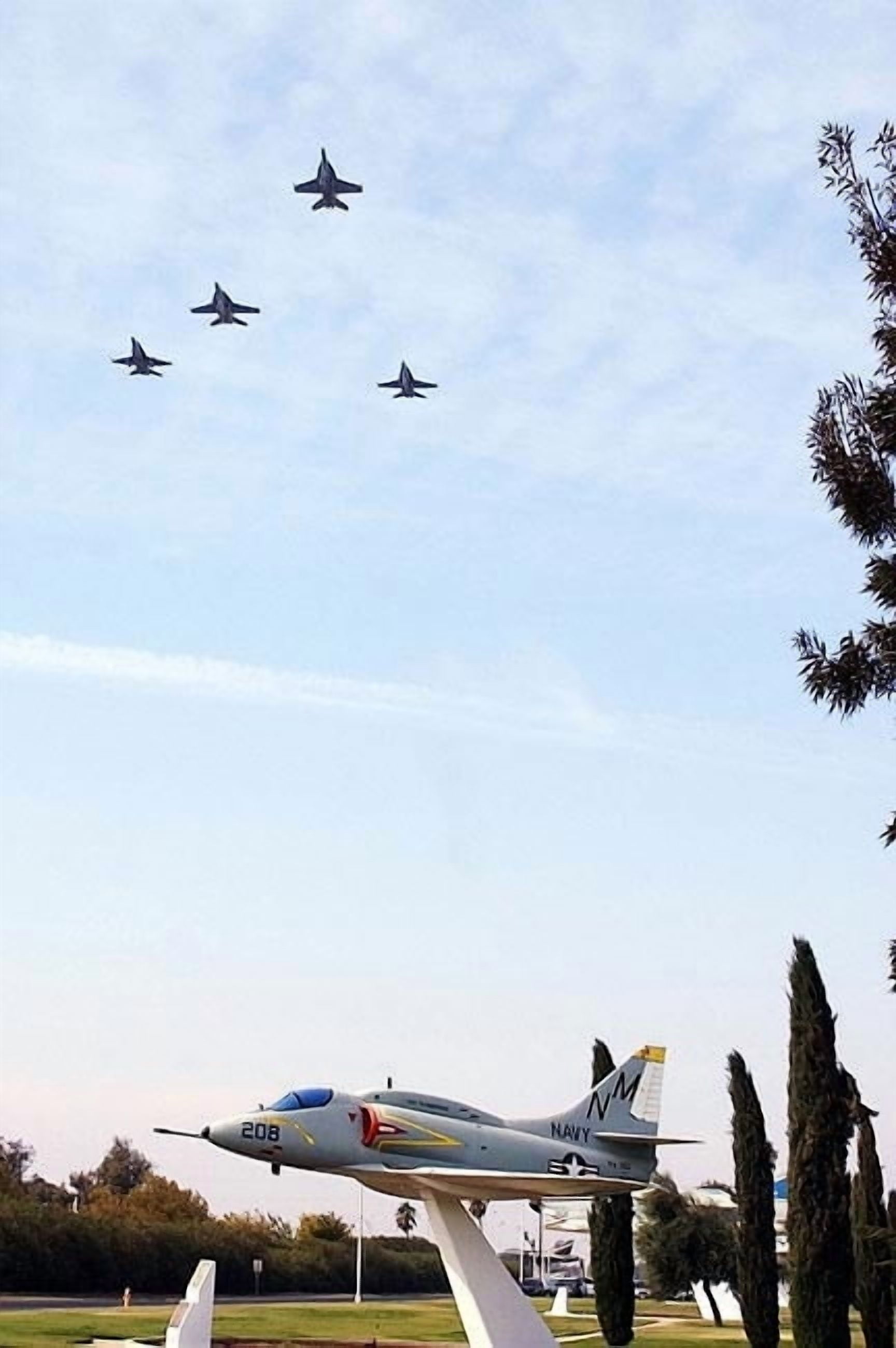 F/A-18 / F-18 Hornet Missing Man Formation - 20x30 Inch Glossy ...