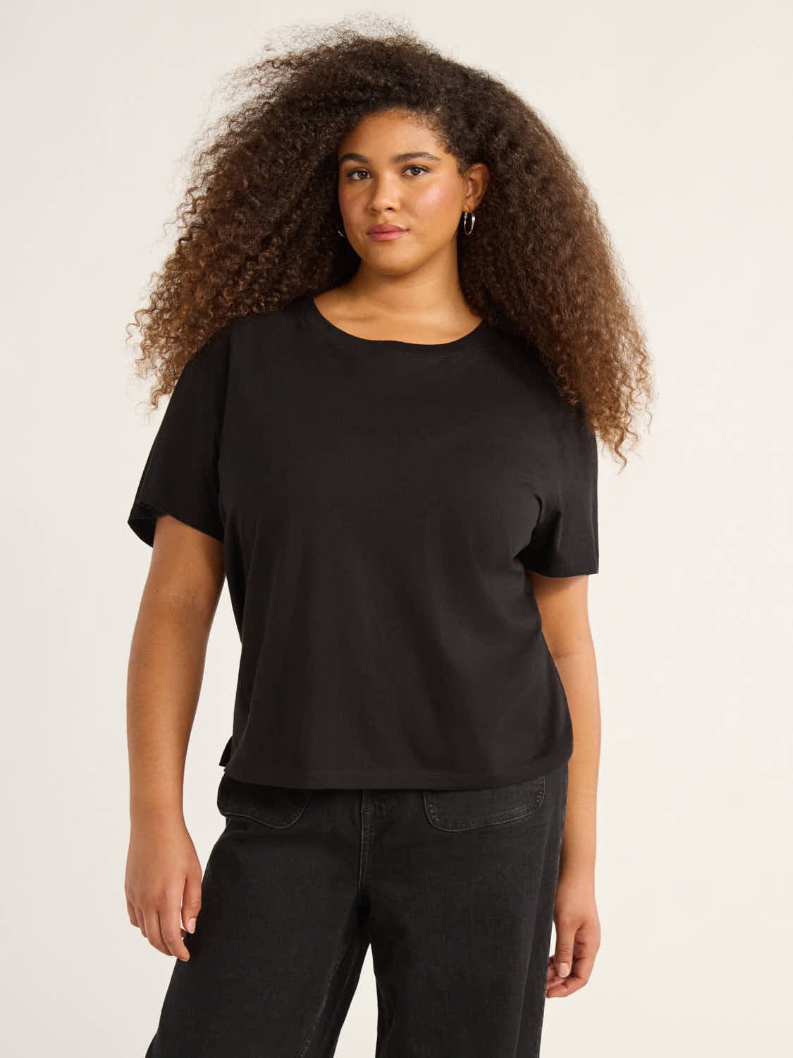Free Assembly Women's Plus Size Cotton Cropped Boxy Tee with Short ...