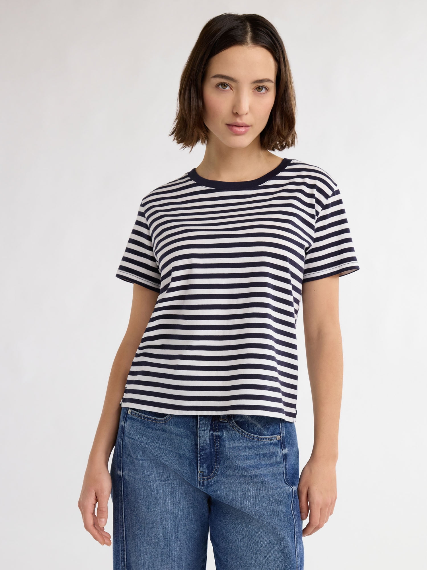Free Assembly Women's Cotton Cropped Boxy Tee with Short Sleeves, Sizes ...