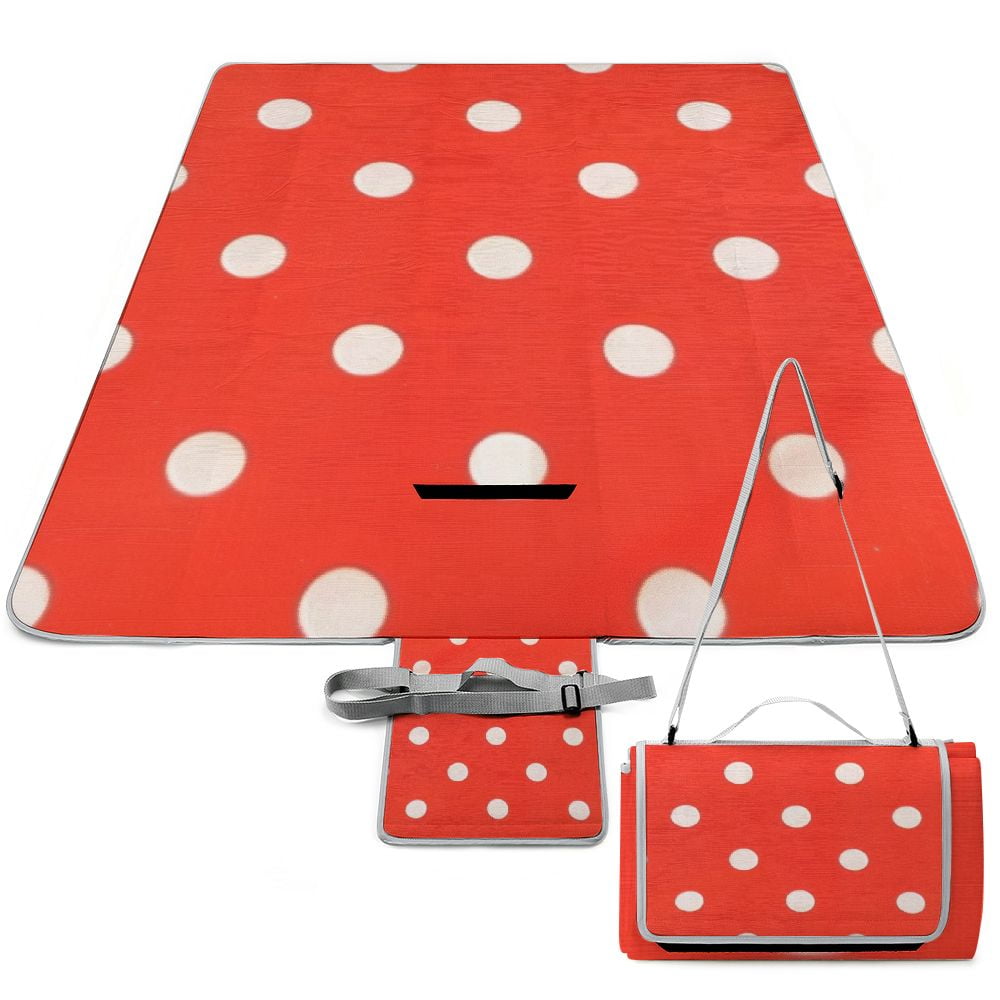 FACANNAP Polka Dots Square Outdoor Picnic Mat for Camping, Park, Beach ...