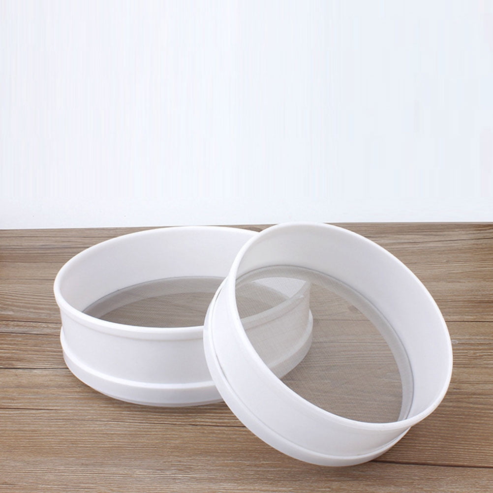 FENGGUIQU 3-Piece Flour Sifter Set White PP and Iron for Baking, Smooth ...