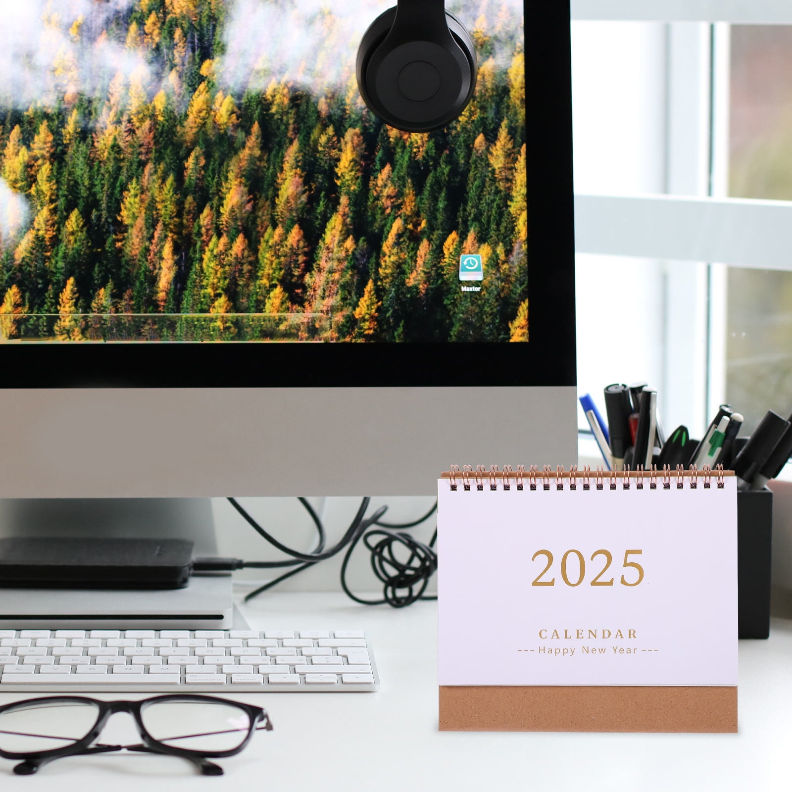 FENGGUIQU Decorative Multi Color Desk Calendar for Business and Home ...