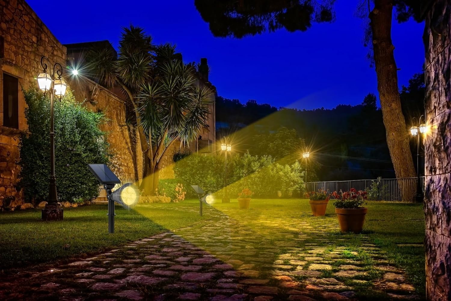 FGERFE-(1 Pack Cool White) Solar Powered Spotlights Security Lighting ...