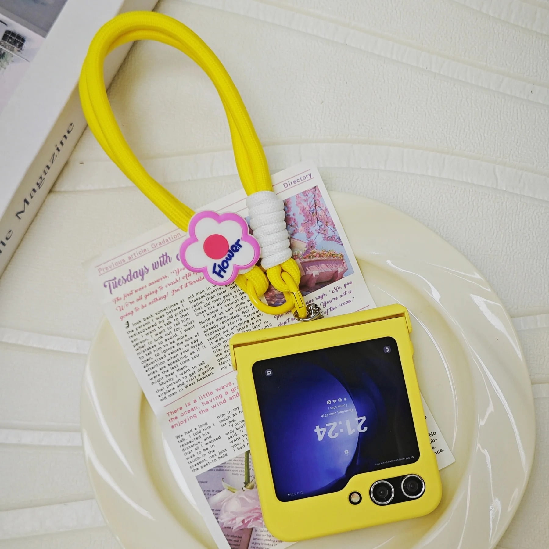 FL Cute Blue Portable Flower Rope Case For Samsung Galaxy ZFlip7 6 ...