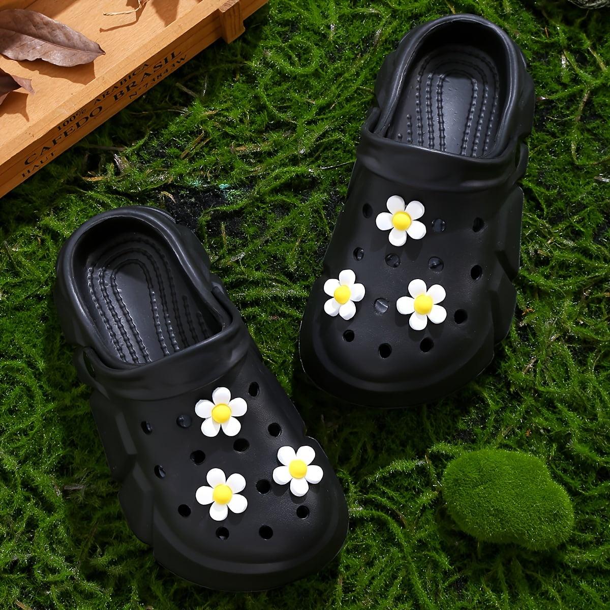 FLTHDD Girls Cute Flower Lightweight Clogs - Non-Slip Breathable Quick ...