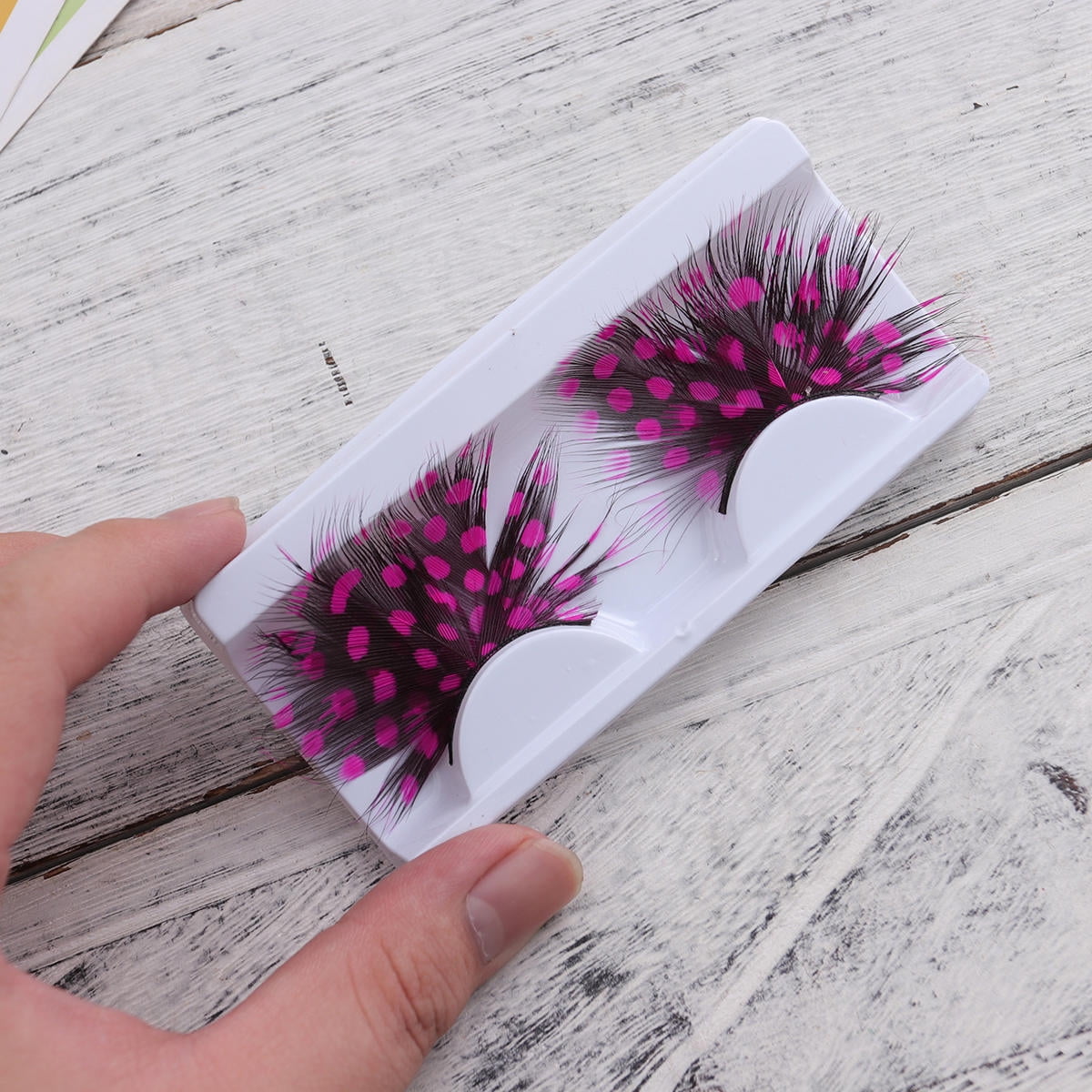 FOMIYES Pink Plastic Fake Eyelashes for Women Lightweight and ...