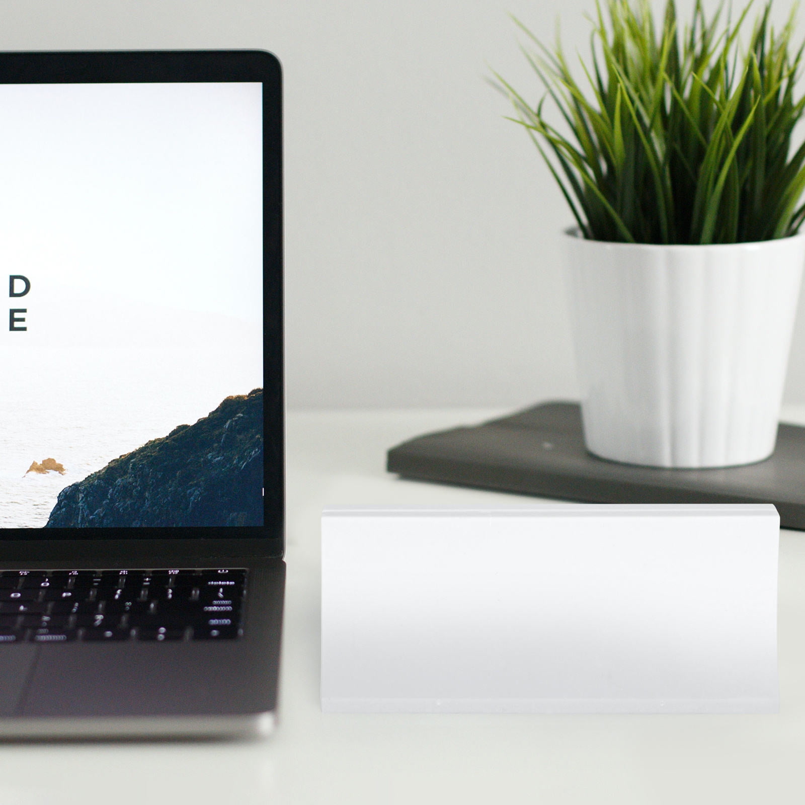 FONDOTIN 4Pcs Desk Divider Clamps for Separating Desktop Space in White ...