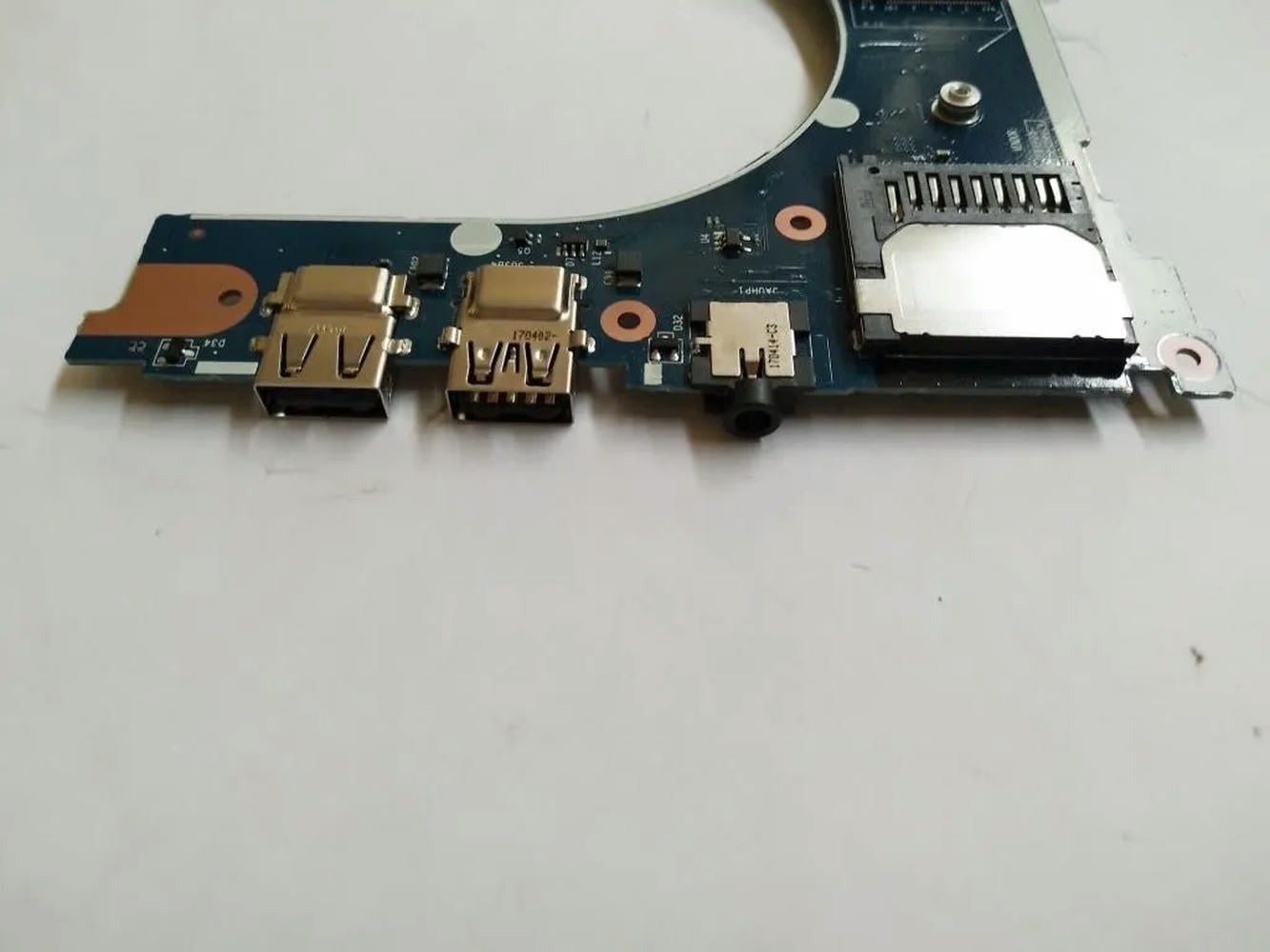 FOR NM-A821 01EN245 CPU i5-7200U DPK WIN Y-TPM HW GPU type UMA CE470 ...