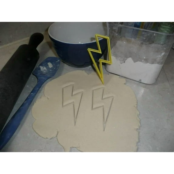 FORGE- Lightning Bolt Electrical Storm Thunder Thunderbolt Cookie ...
