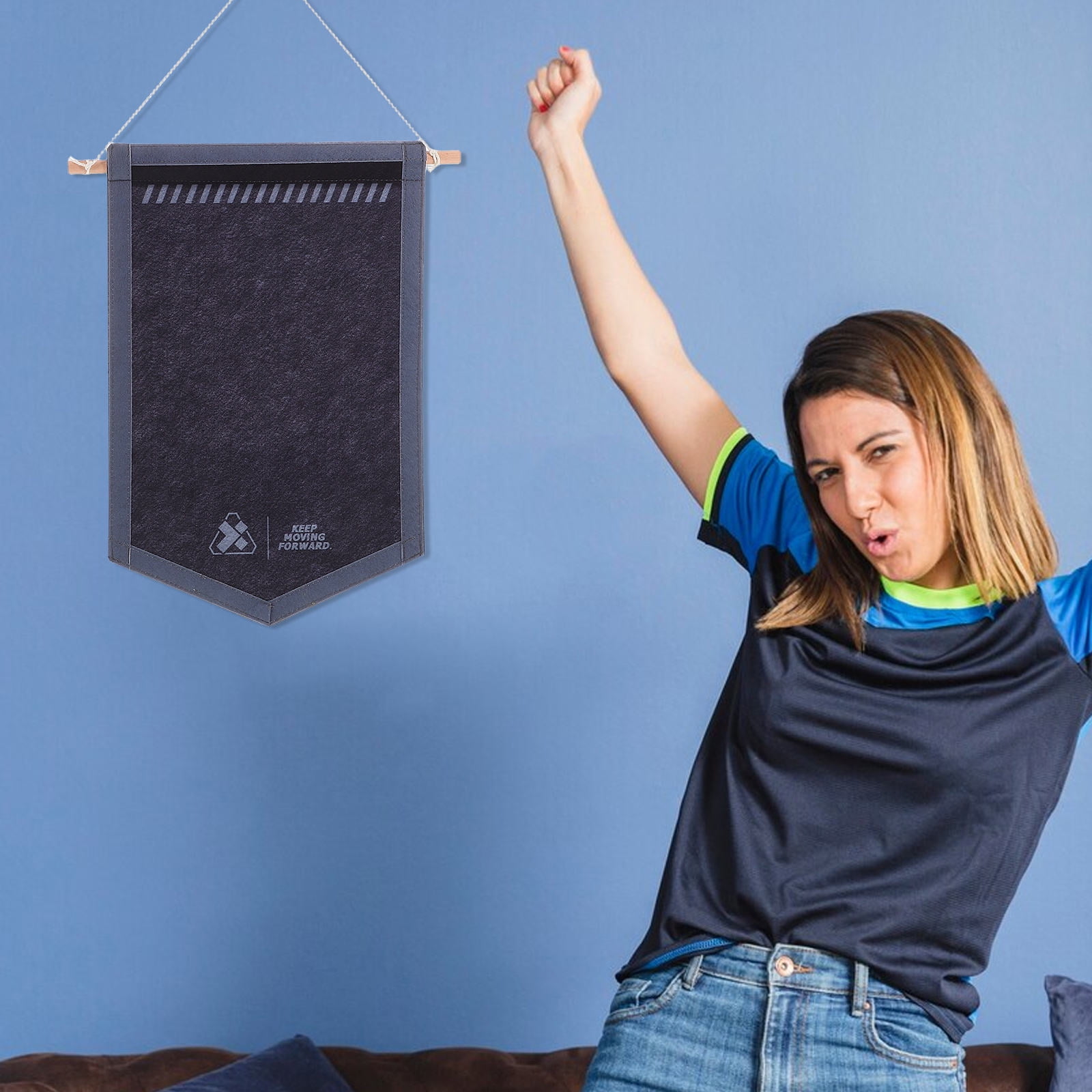 FRCOLOR Hanging Brooch Pin Display Holder Pin Wall Hanging Organizer ...