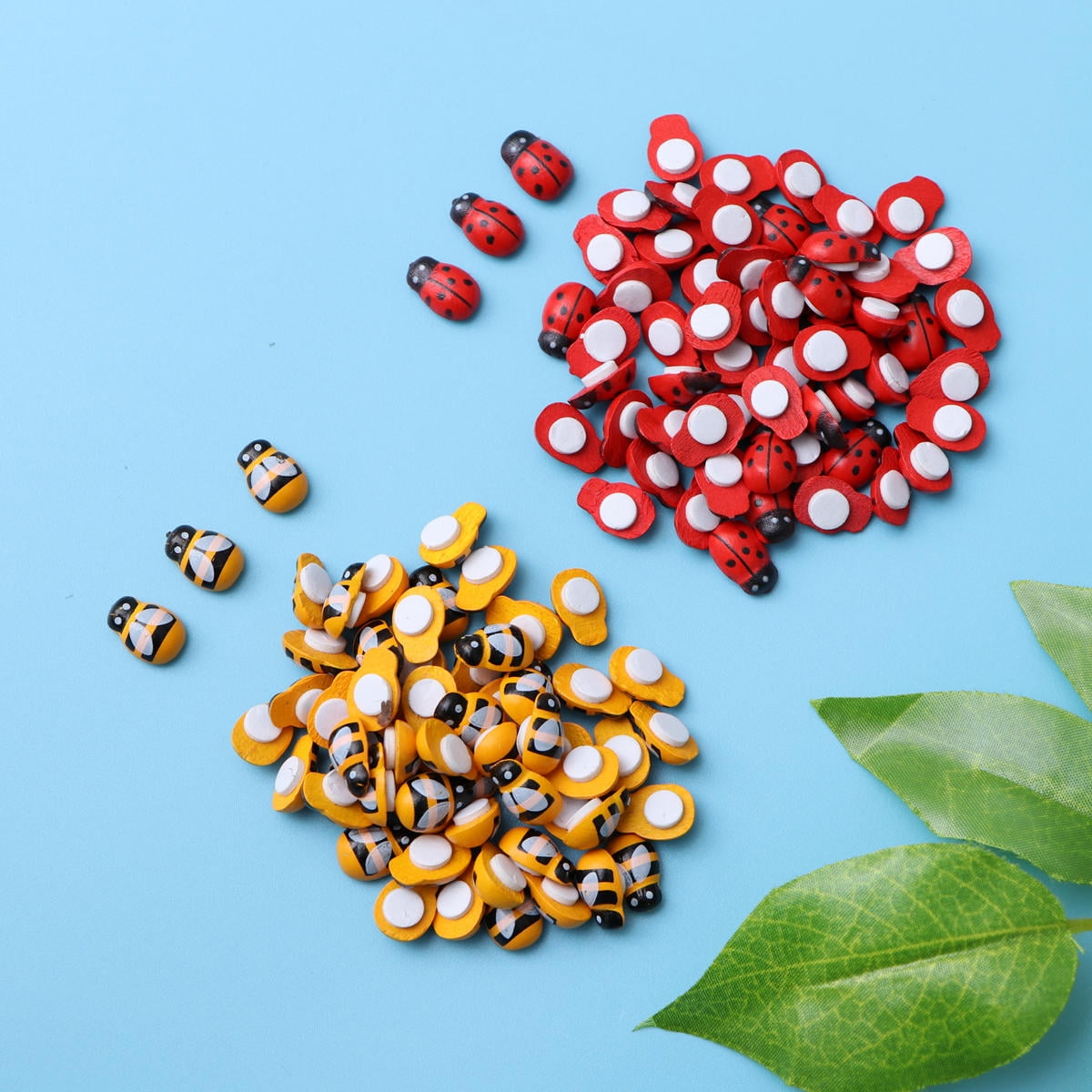 FRCOLOR Mini Simulation Ladybugs and Bee Toys for Kids Playing with ...