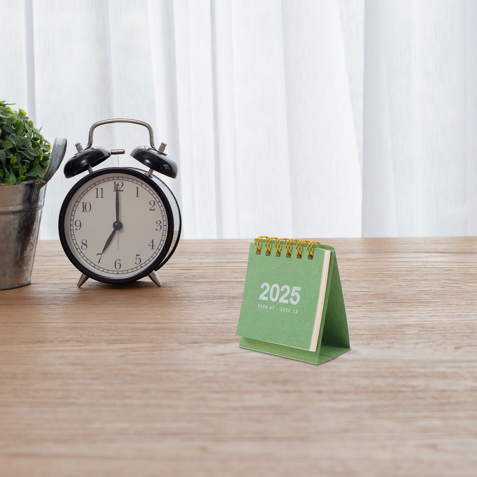 FRCOLOR Small Desk Calendar for Office and Home Mini Spiral Calendar ...