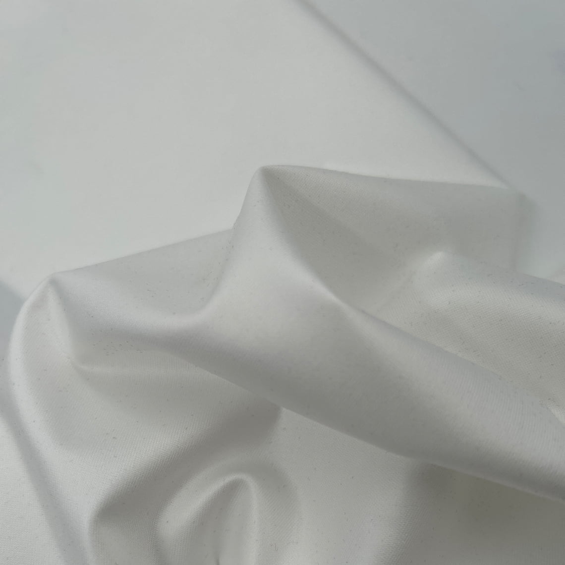 FREE SHIPPING!!! White Leatherette Stretch Fabric, DIY Projects by the ...