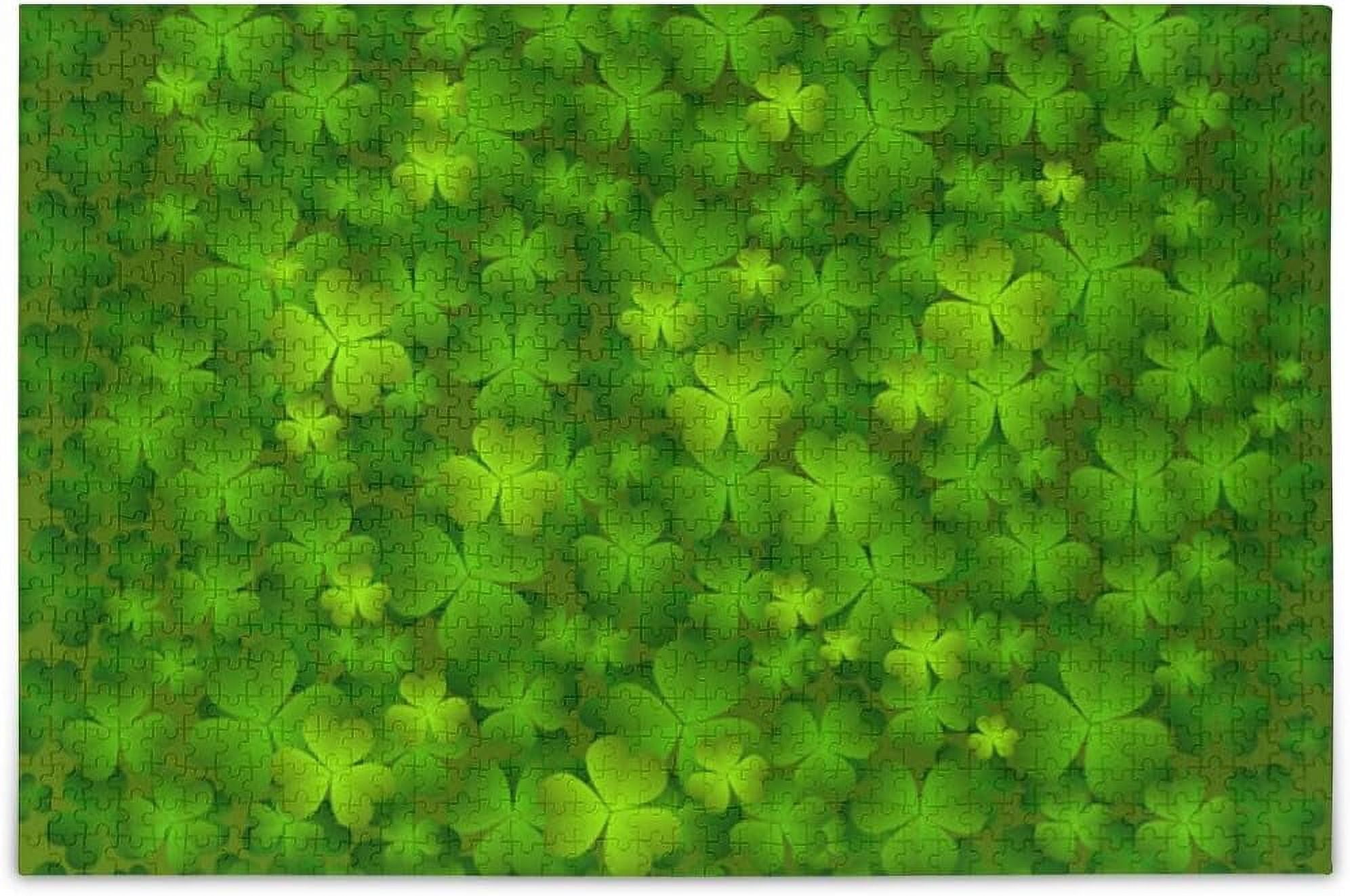 FREEAMG Shiny Clover Four Leaf Irish Shamrock Happy St Patricks Day On ...