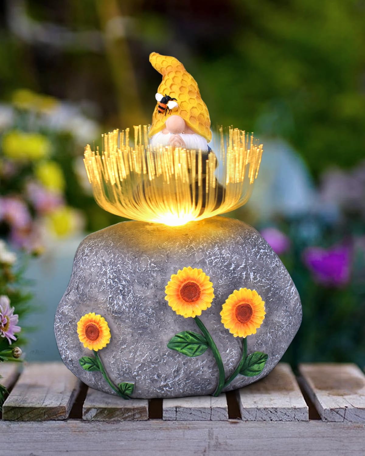 FREECUBE Gnome Garden Decor, Outdoor Solar Garden Statue with Light ...