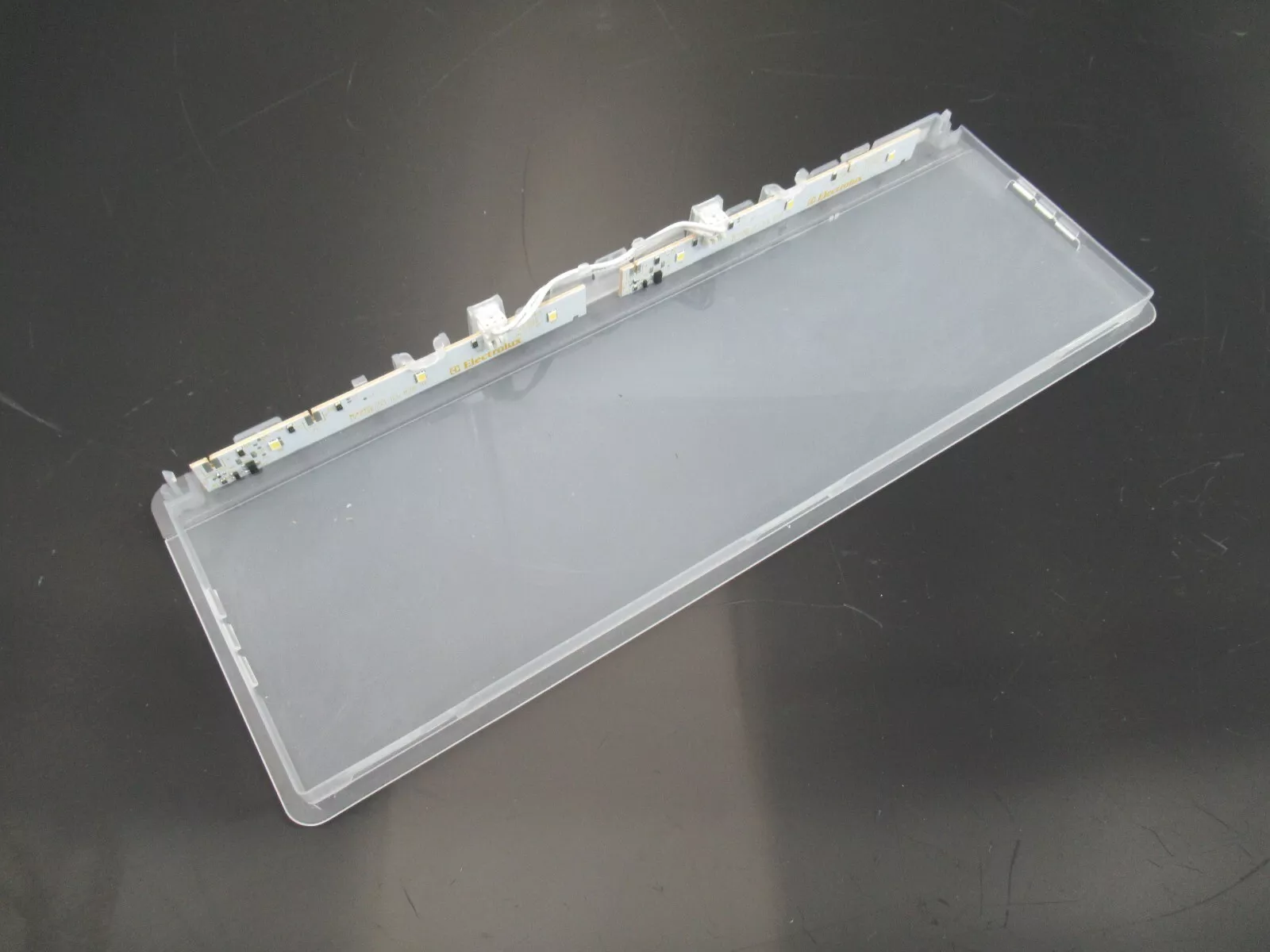 FRIGIDAIRE 5304524656 LIGHT ASSEMBLY - GENUINE OEM PART - Walmart.com