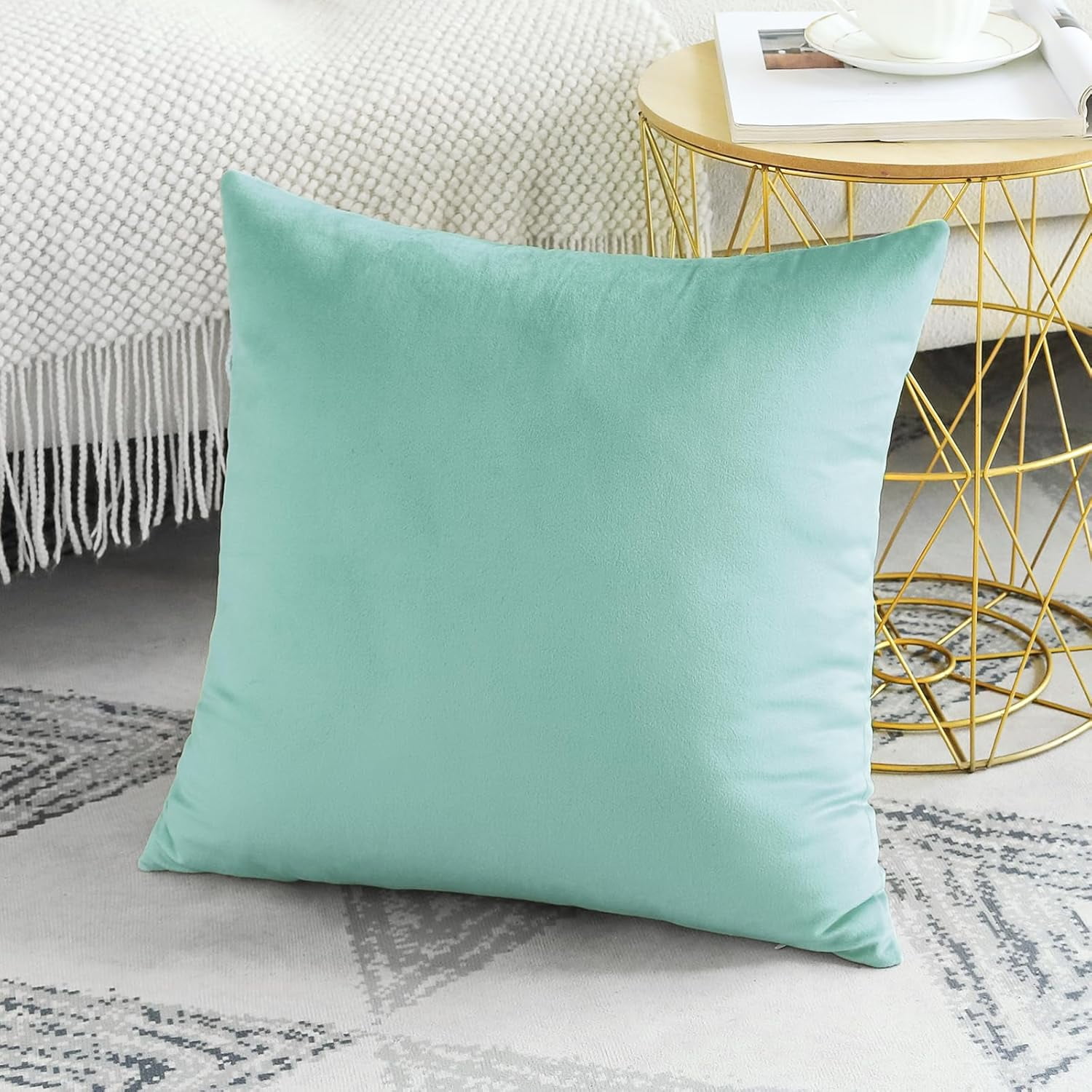 FUGee-Luxury Velvet Pillow Covers Super Soft Decorative Square Throw ...