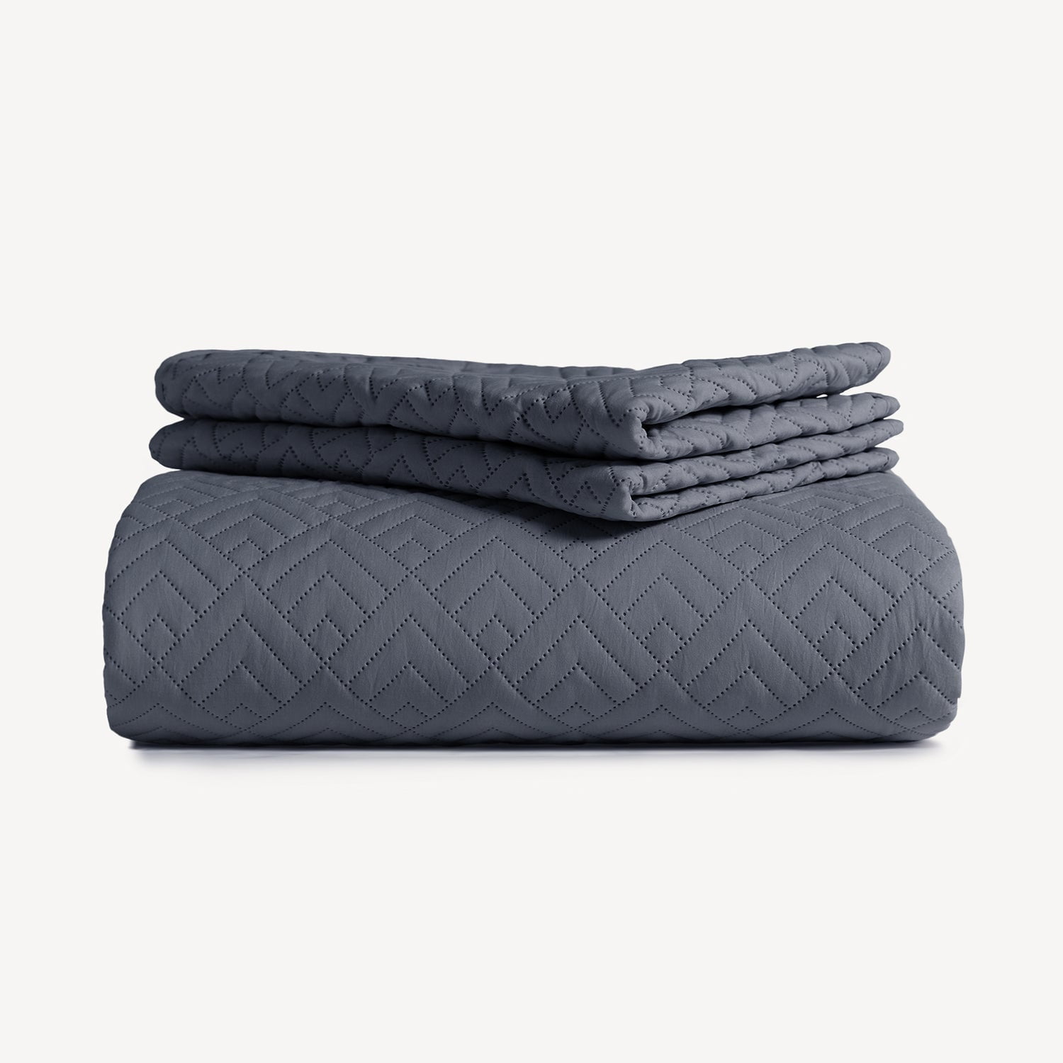 FURRFREE Pet Hair Resistant Quilt Set for Dogs and Cats, Full/Queen ...
