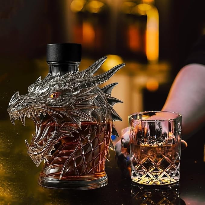 FUXQXII Whiskey Decanter with Dragon Sculpture, Collectible Glass ...