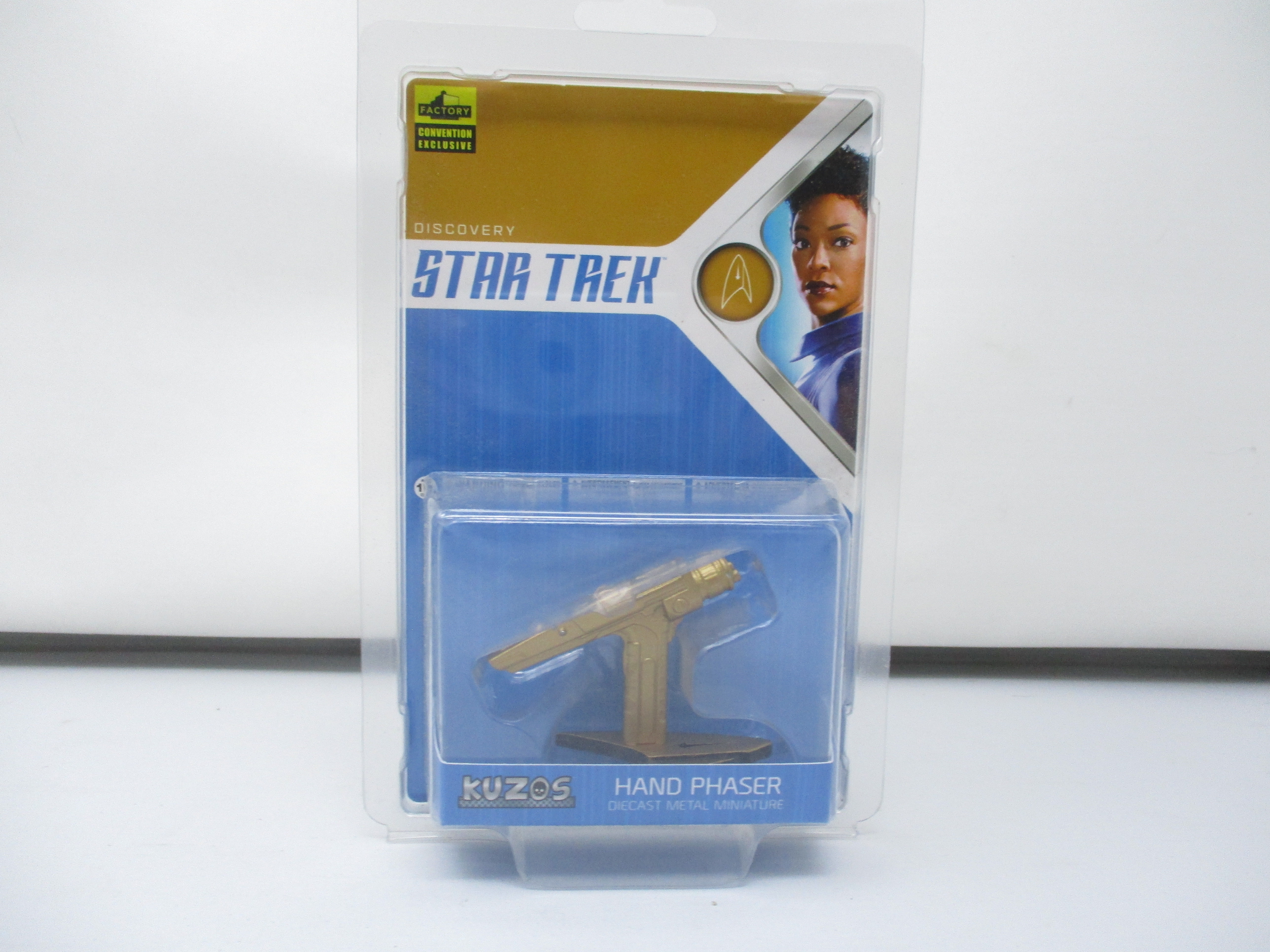 Factory Entertainment KUZOS Star Trek Hand Phaser - Gold - Walmart.com