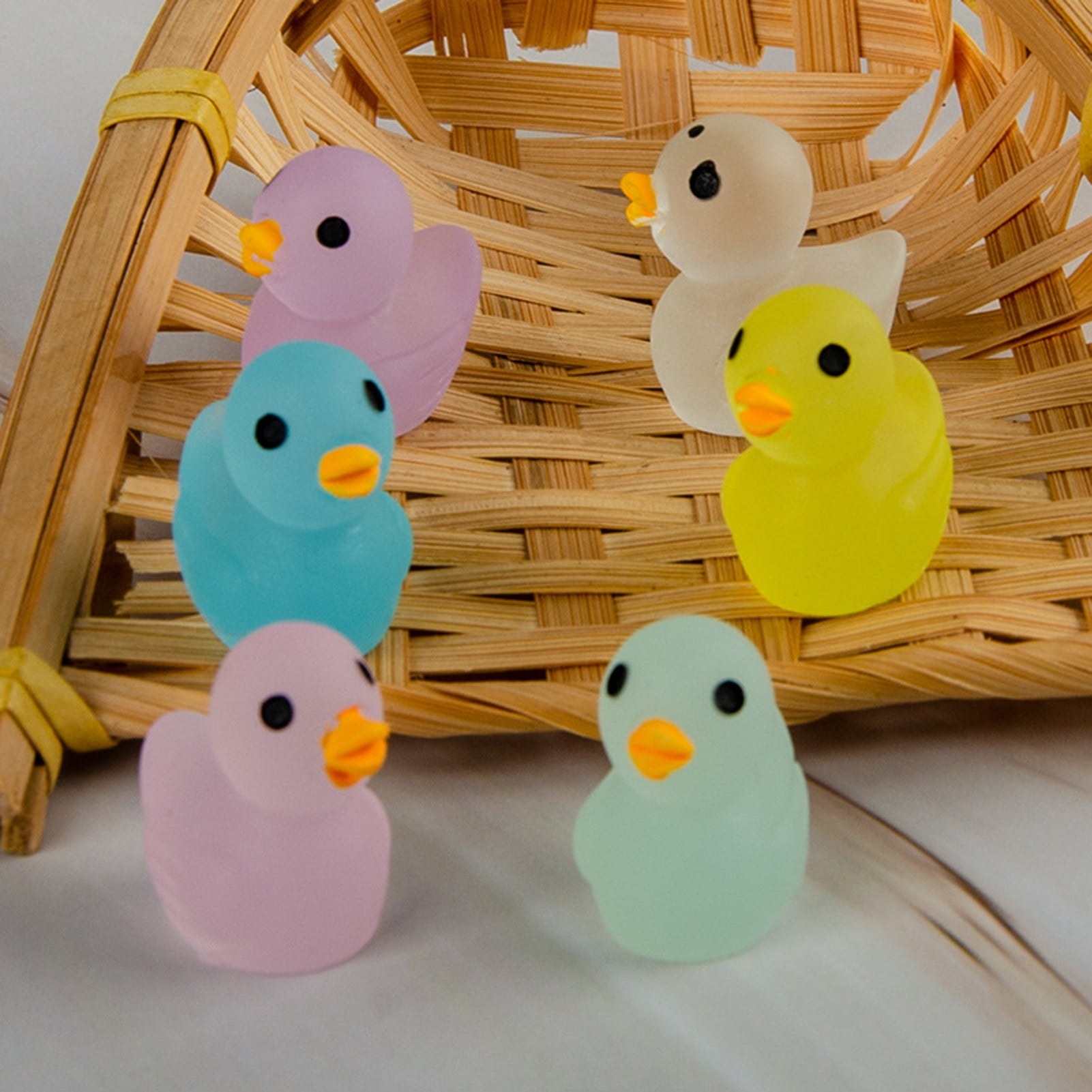 Fairnull 10Pcs Duck Ornament Glow in The Dark Realistic 3D Miniature ...