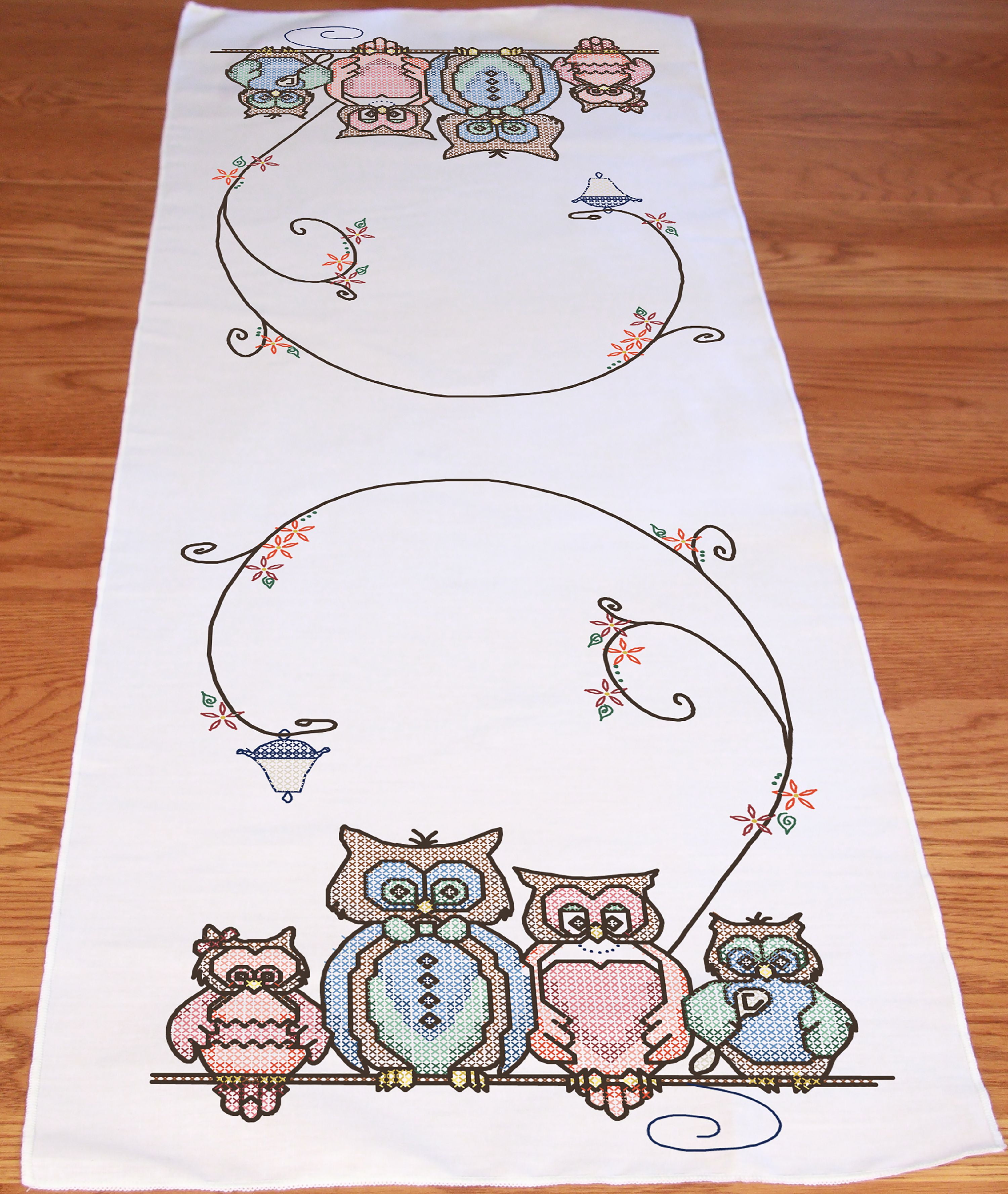 Fairway Stamped Perle Edge Table Runner 15"X42"-Owl Family - Walmart.com