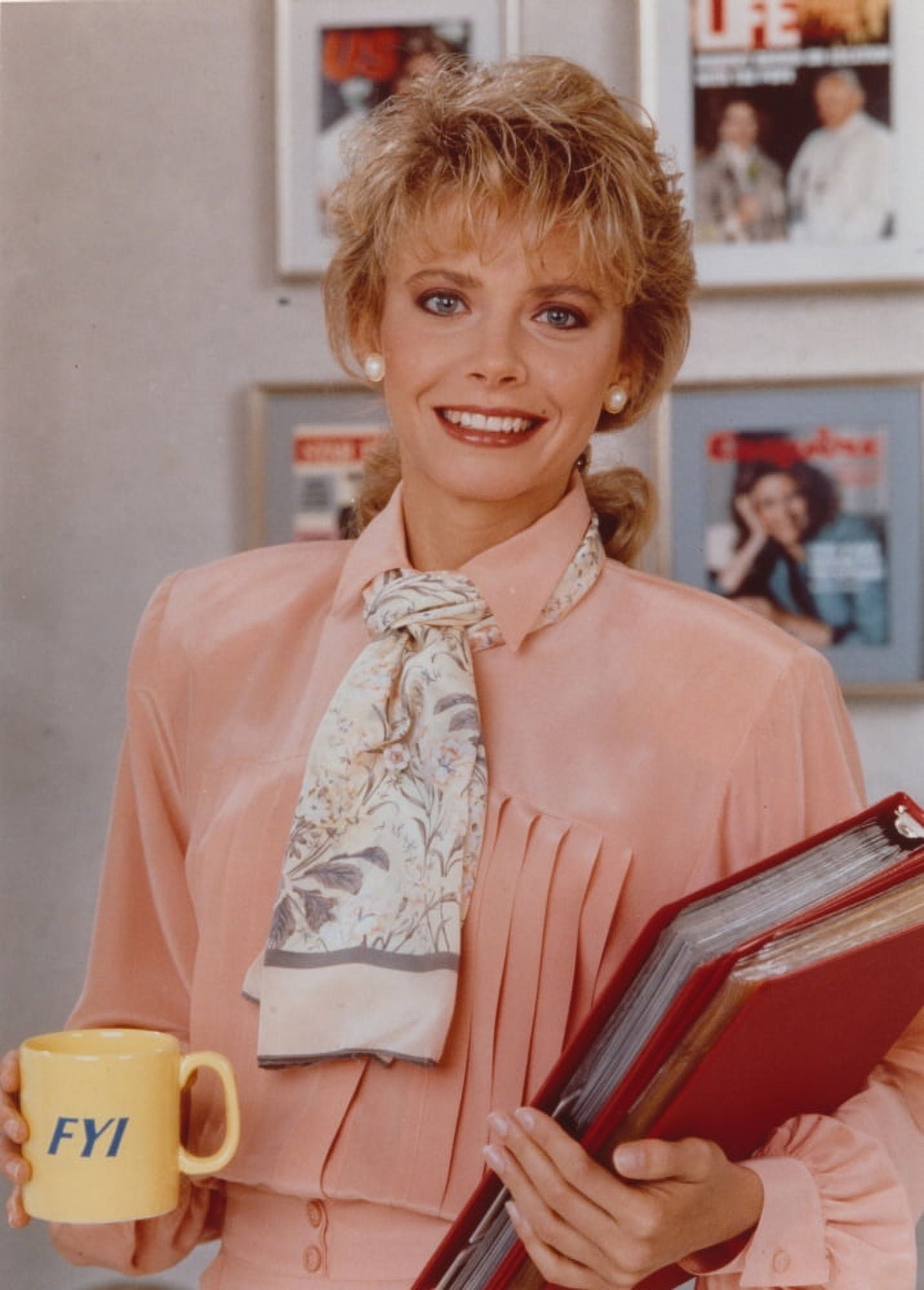 Faith Ford smiling in Office Outfit Portrait Photo Print (24 x 30 ...