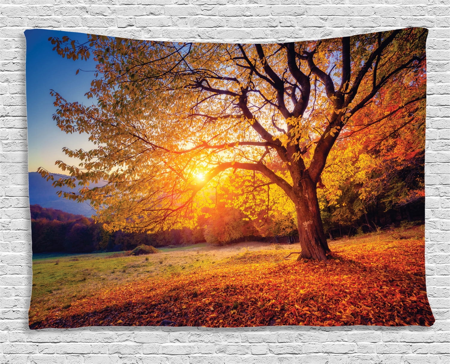 Fall Tree Decor Tapestry, Big Majestic Autumn Tree Shedding Faded ...