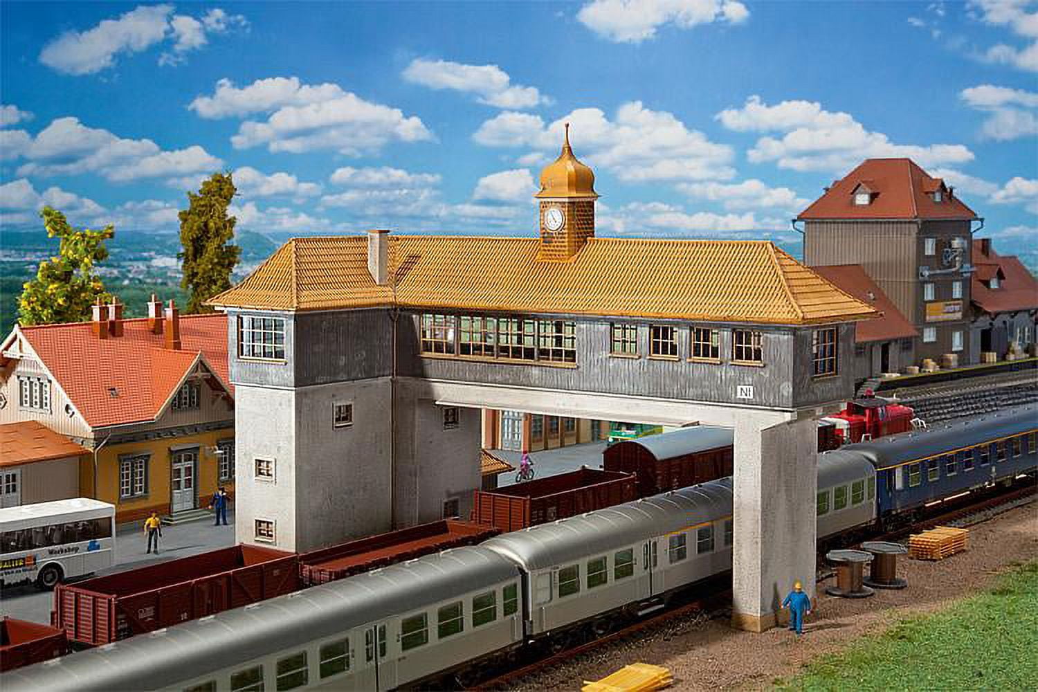 Faller HO Scale Building/Structure Kit Neustadt Overhead Railroad ...