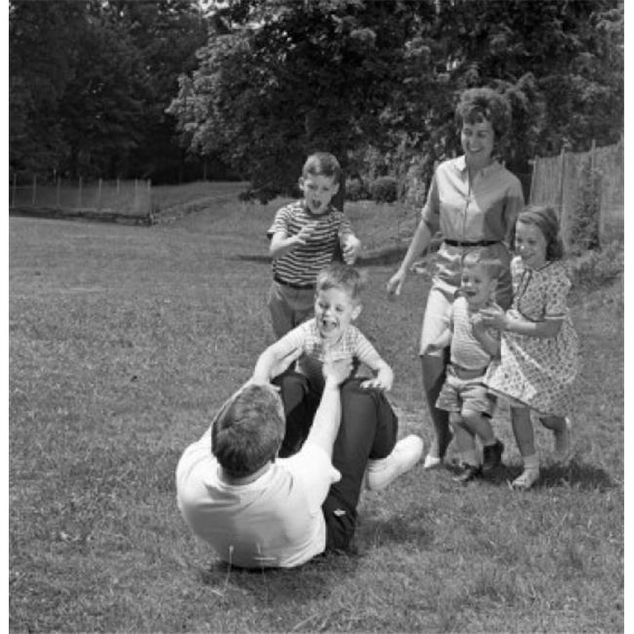 Family with Four Children Playing in Backyard Poster Print - 18 x 24 in. - Walmart.com