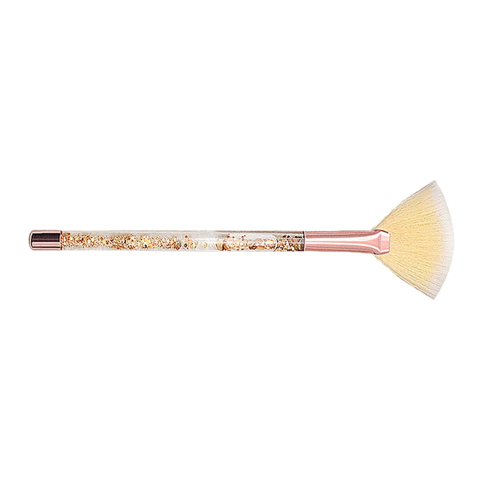 Fan Makeup Brush Comfortable Ergonomic Grips Face Highlighting Brush ...
