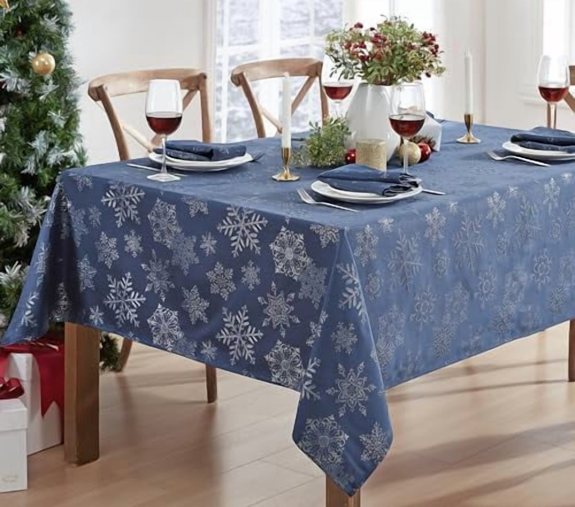 Fancy Metallic Snowflake Christmas Fabric Tablecloth, 52 x 70 Inch ...