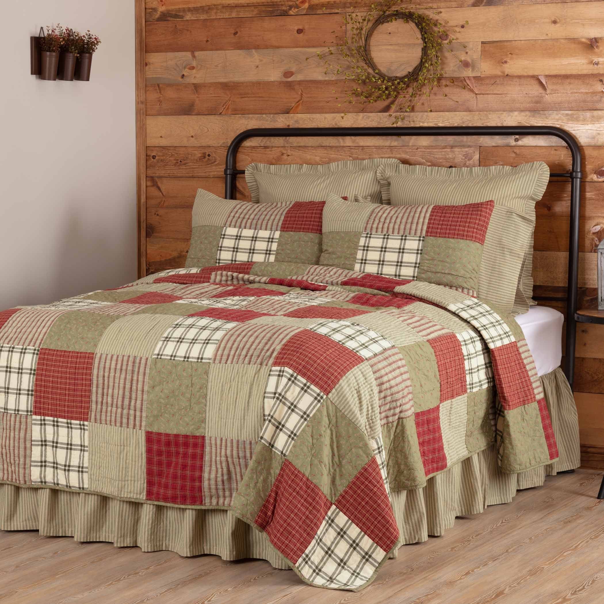 Farmhouse Quilt Prairie Winds Patchwork Cotton Red Green Bedroom Decor ...