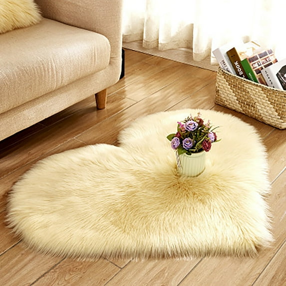 Faux Fur Rug, Fluffy Shaggy Area Rug, Mini Fluffy Heart-Shape Rug ...